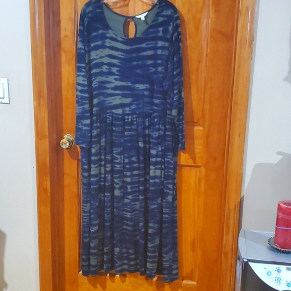 Terra & Sky | Dresses | Terra Sky Stretch Long Sleeve Midi Tie Dye ...